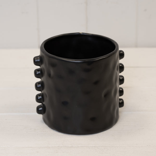 Dimpled Timeless Black Pot with Bobbins – Price Crash Furniture